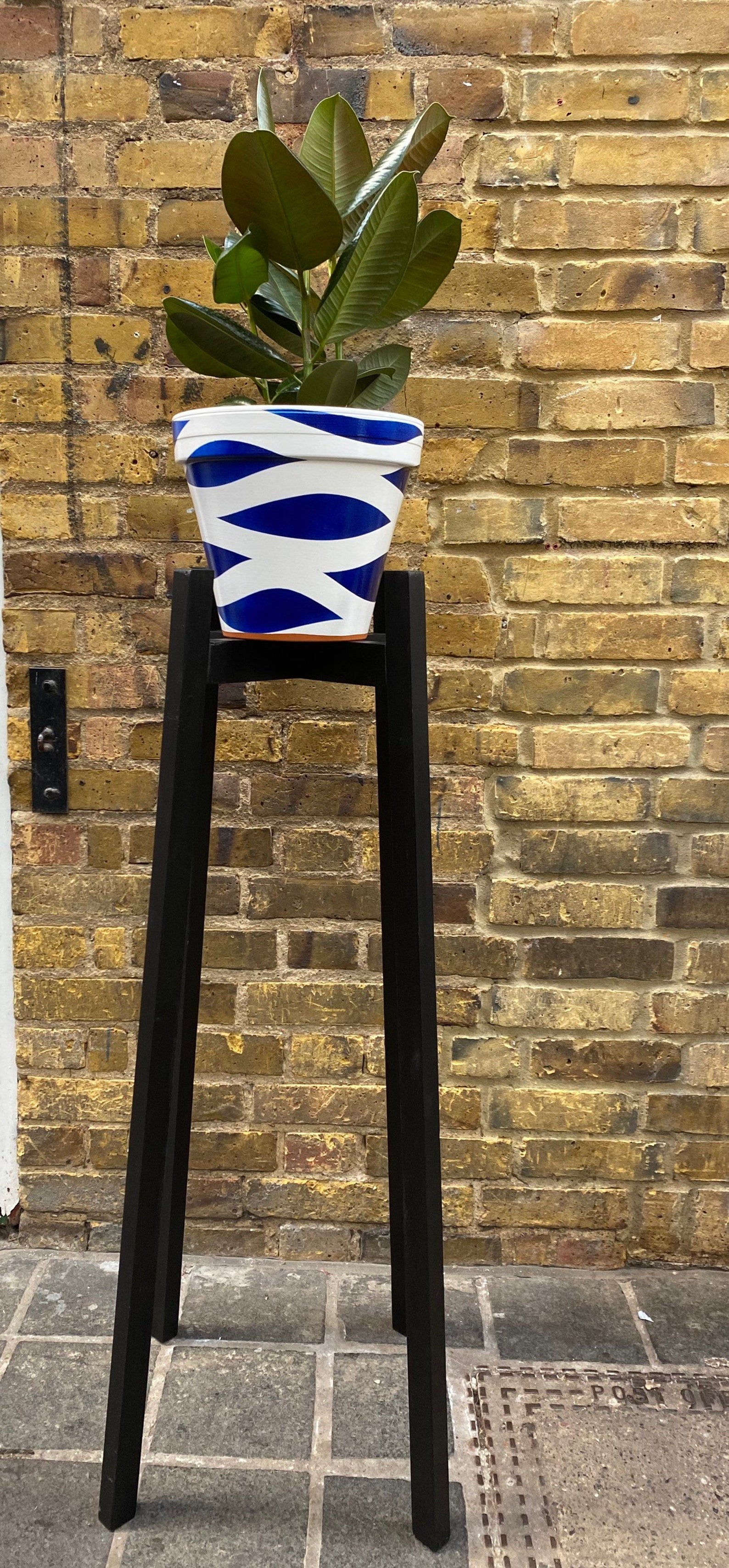 Diagonal Plant Pot Stand - Plant Stand – The Stand Studio